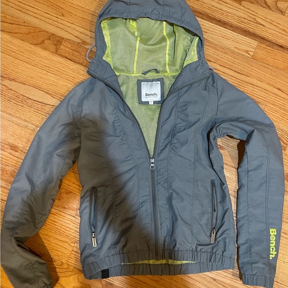 Bench | Jackets & Coats | Bench Urbanwear Small Gray Lightweight Hooded ...